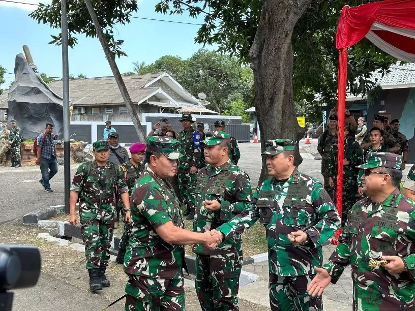 Wujudkan Kerja Sama Antar Negara, TNI Gelar Latgabma Super Garuda ...