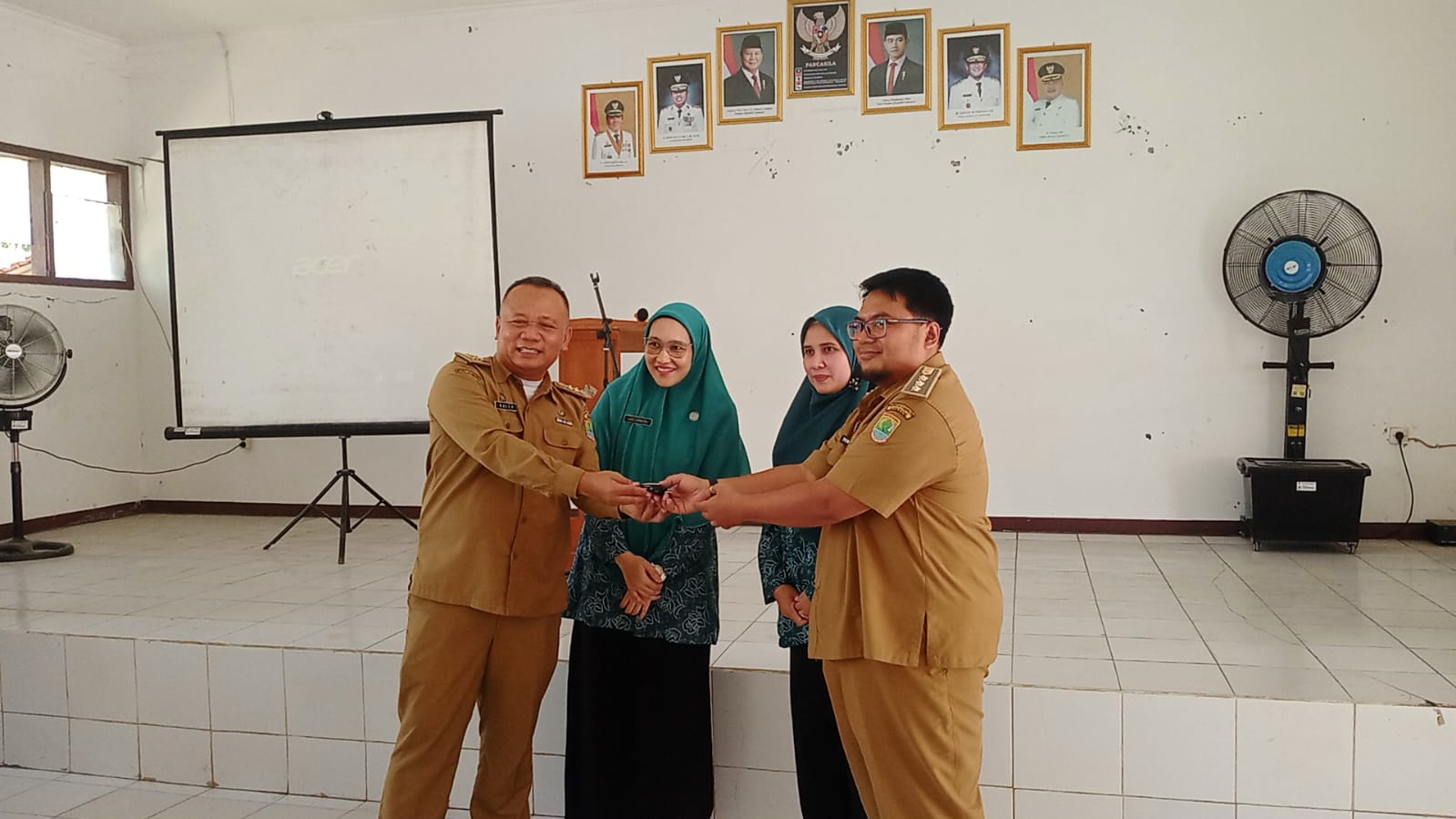 Serah Terima Jabatan Camat Pangkalan:Simbol Tanggung Jawab Dan Komitmen ...